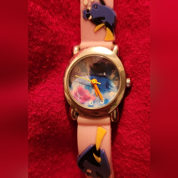 Disney | Accessories | Finding Nemo Girlchild Wrist Watch So Cute ...